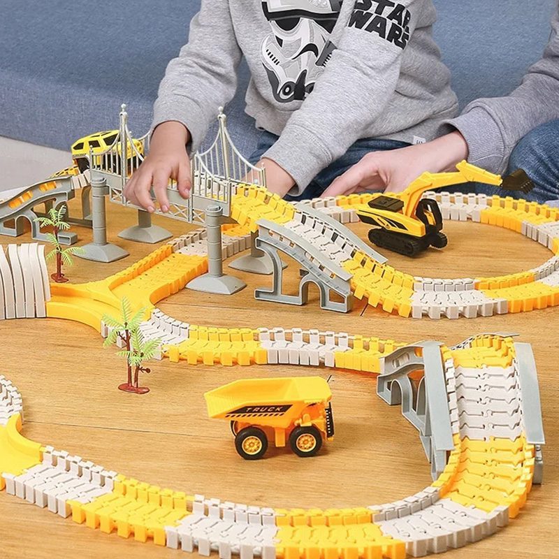 Construction Race Track 467 Pieces Super Set - KidsBaron